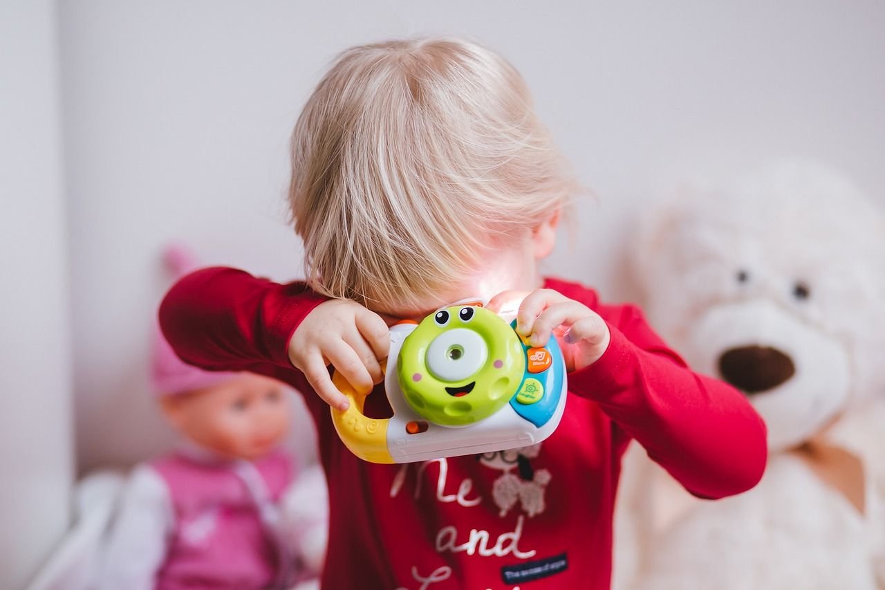 Appareil photo enfant : Le jouet ludique qui permet de titiller la ...